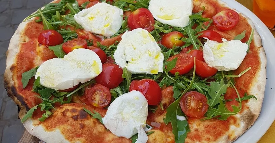 Where To Eat Best Italian Pizza in Rome: Top 10 Pizzerias