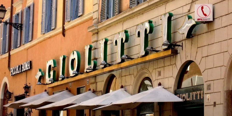 Colonna District in Rome: What to See, Where to Eat, History