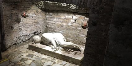 The Catacombs of St. Callixtus in Rome: Visitor Info & Tickets