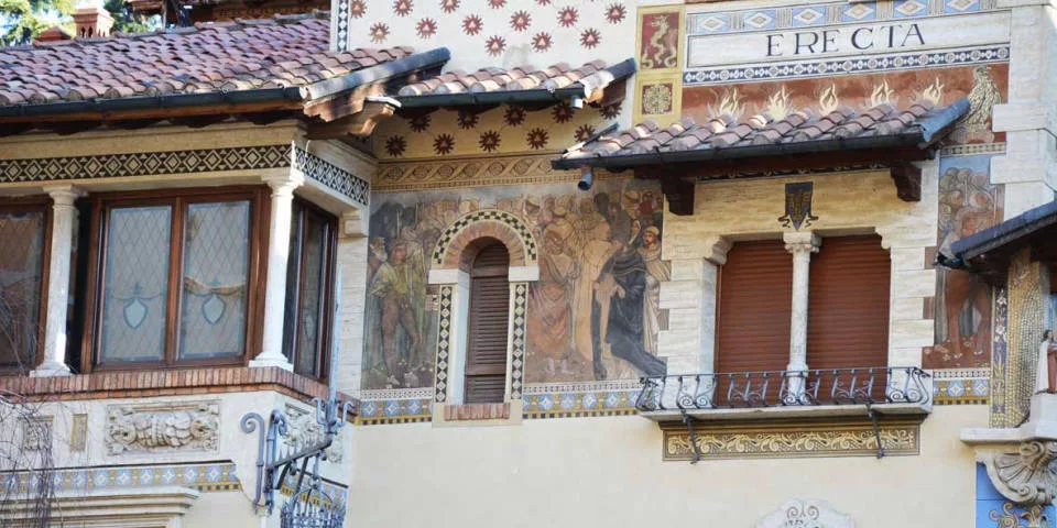 Quartiere Coppedè District in Rome – Ultimate Guide