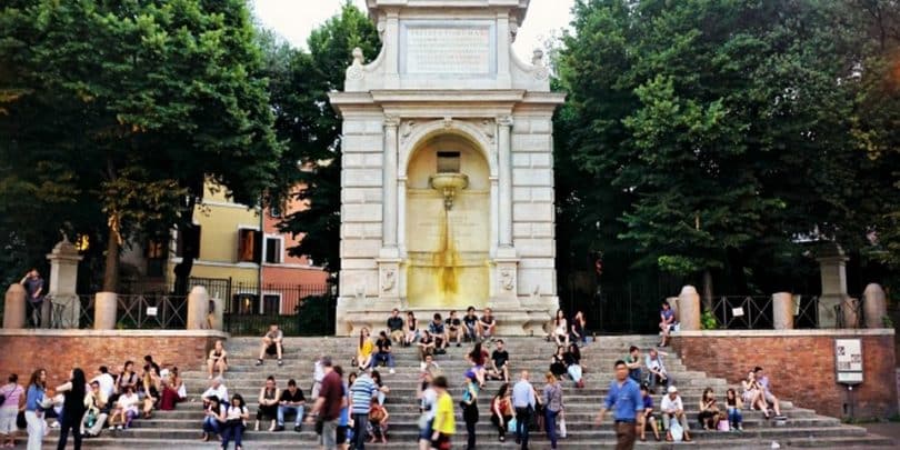 Trilussa Square in Rome: history, fountain, statue, how to find