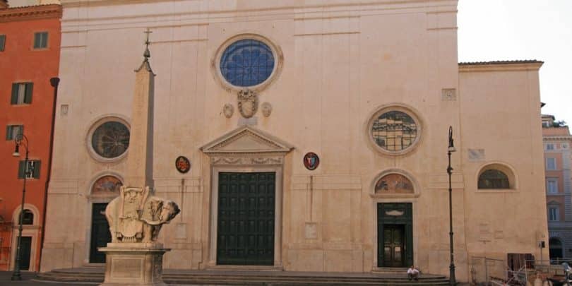 Basilica of Santa Maria sopra Minerva: history, Michelangelo