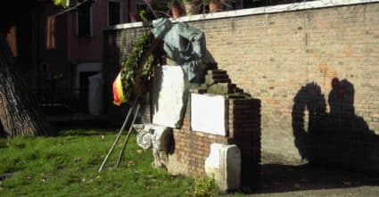 Trilussa Square in Rome: history, fountain, statue, how to find